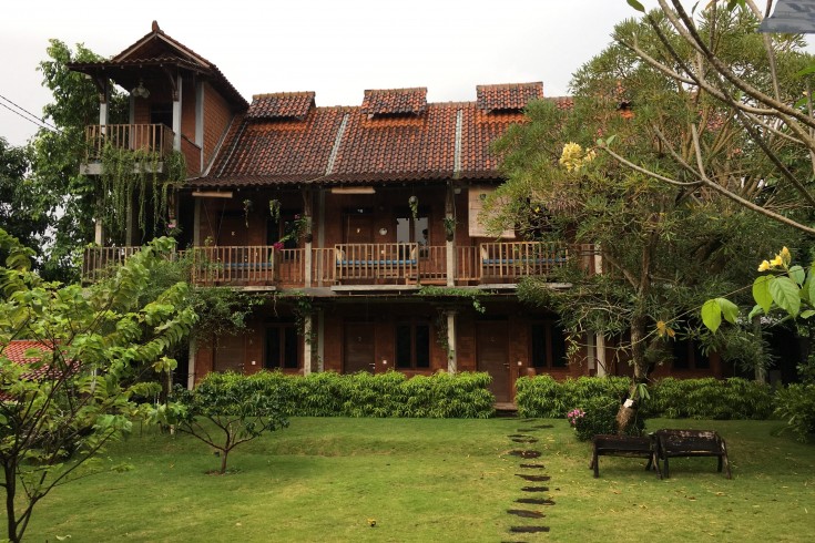 An independent review of Djajanti House in Semarang.