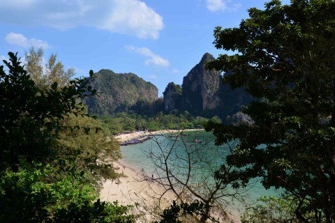 Ko Bulon Lae travel guide Travelfish.org